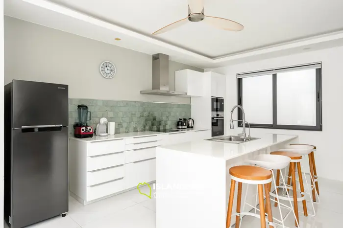 3 bdrm pool villa near French International School (Maenam) | ID 9800