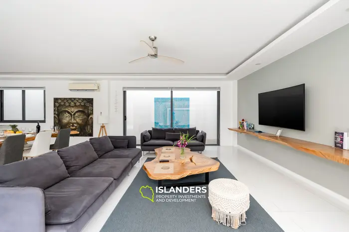 3 bdrm pool villa near French International School (Maenam) | ID 9800